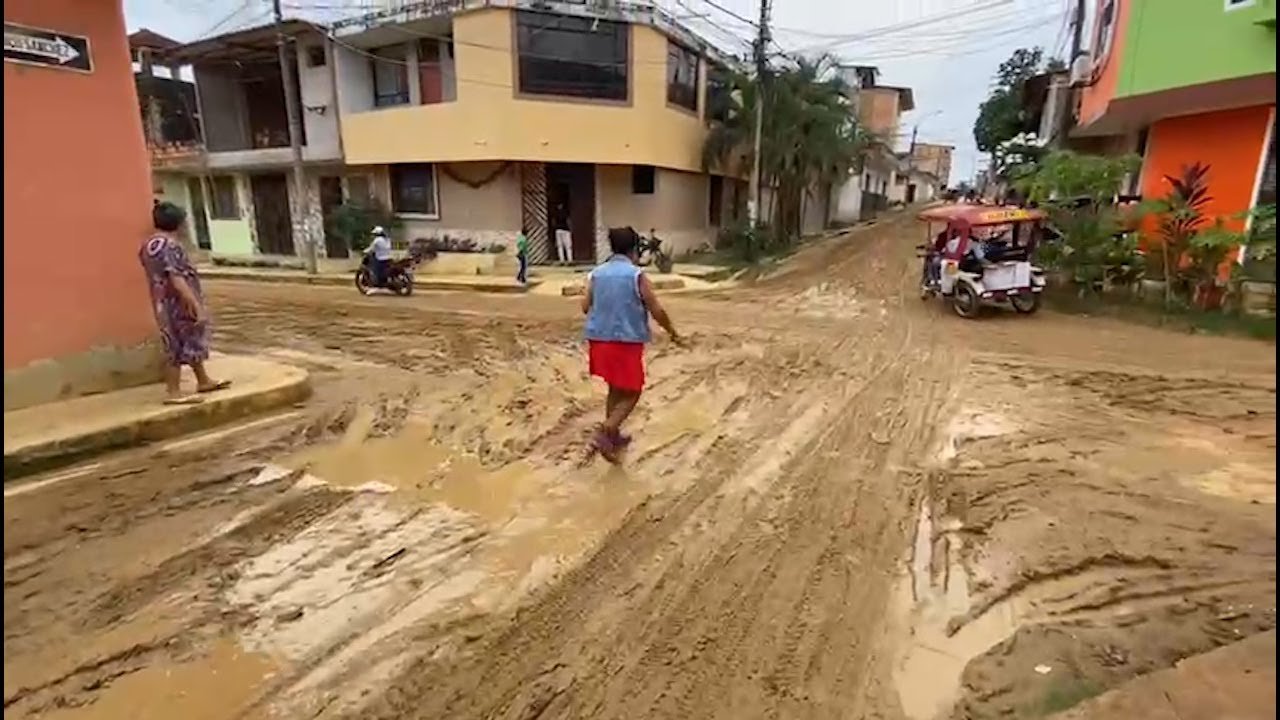 Tarapoto: Cada vez que llueve vecinos del Jr. Perú no pueden salir de ...